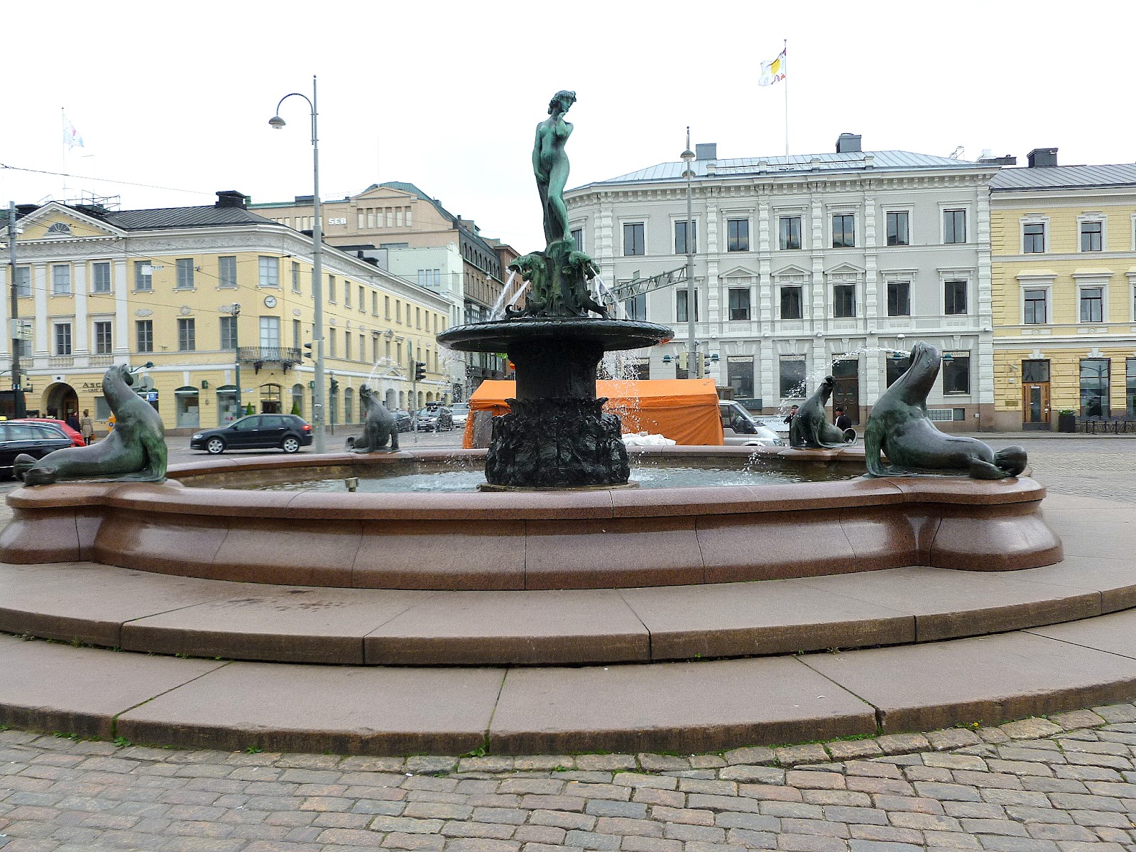 Photo-ops: Fountains: Havis Amanda Fountain - Helsinki, Finland