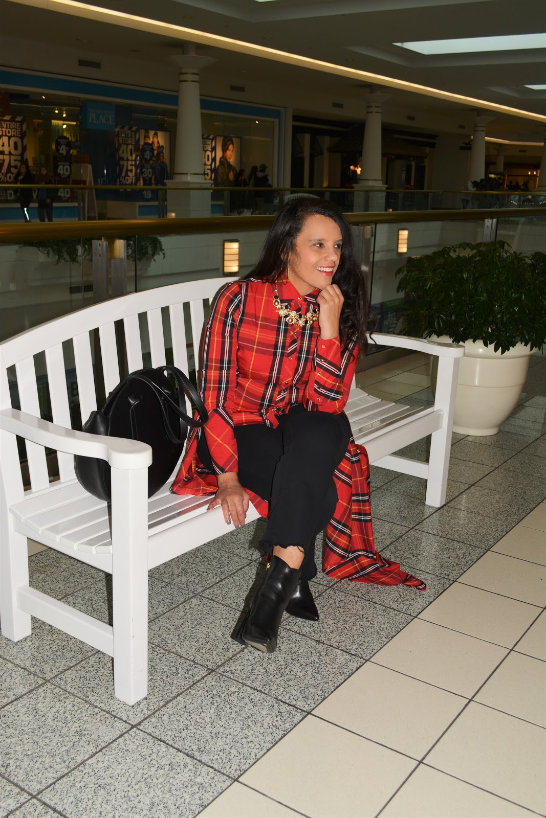 Curlybyrdie Chirps: The Fab 40's in Goth