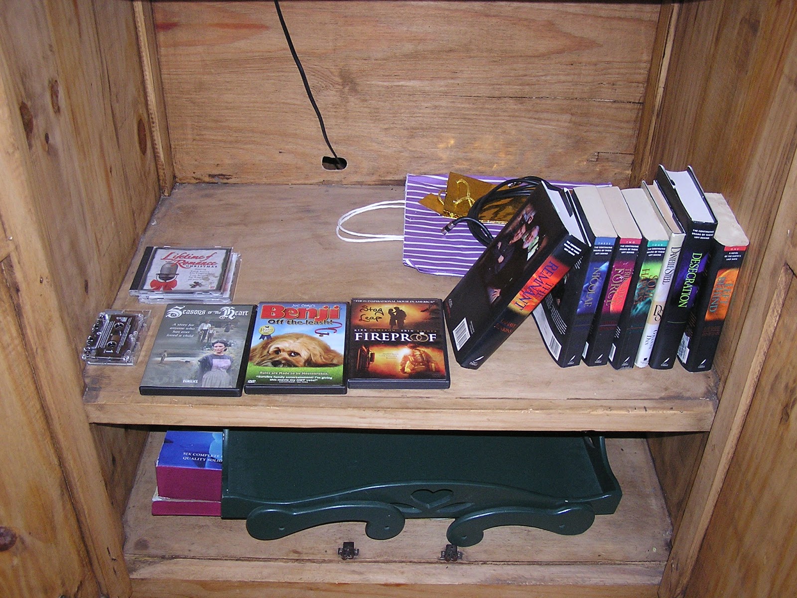 Liz's World: Stag Leap Country Inn -- Deer Haven cabin