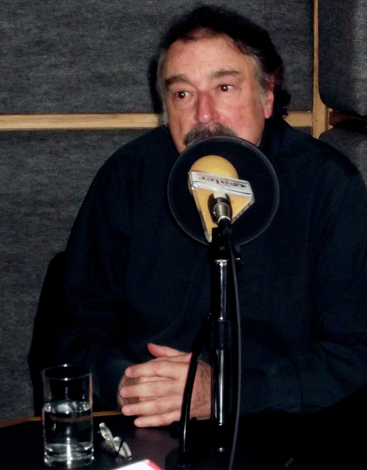 Señales: Ignacio Ramonet: El papel de los medios de comunicación en los ...