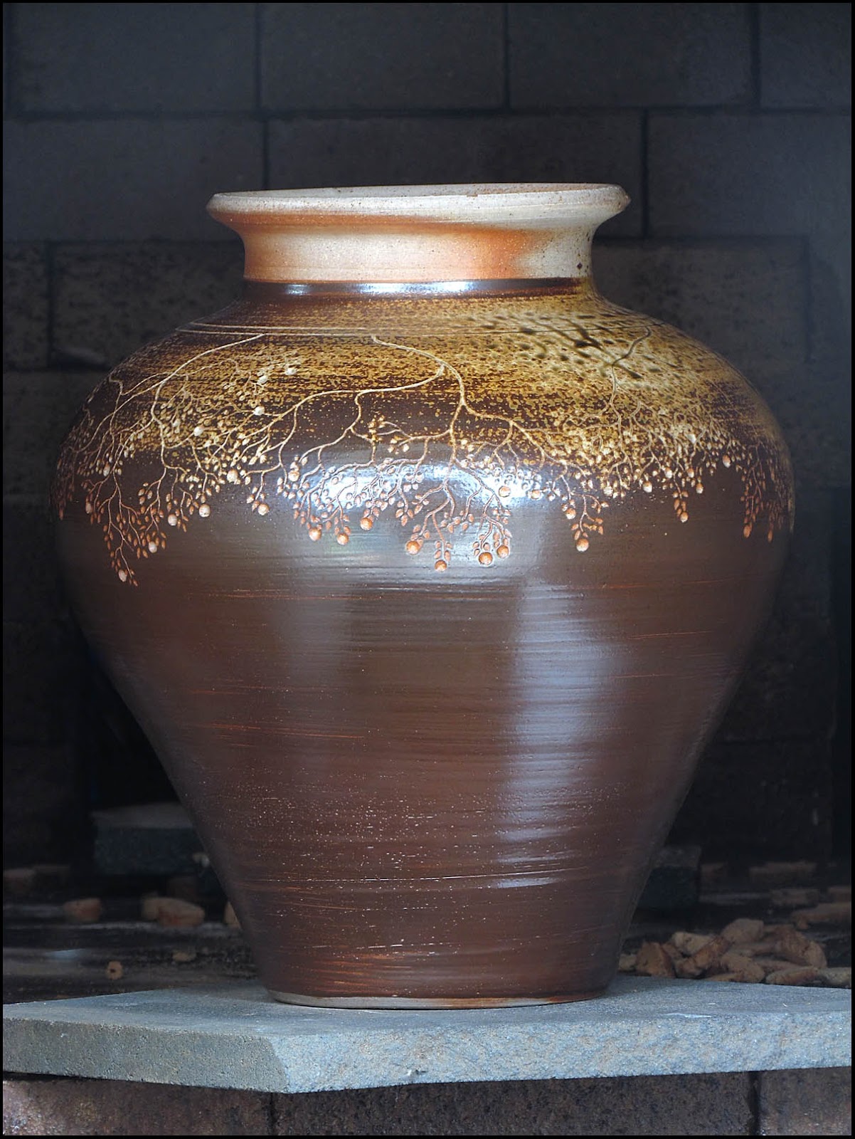 Natural ash on Decorated Pots