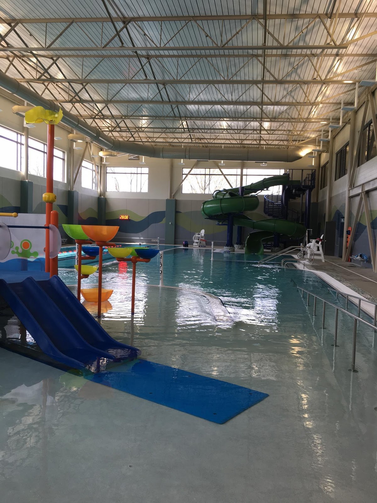 Play St. Louis: Bridgeton Indoor Pool, Bridgeton