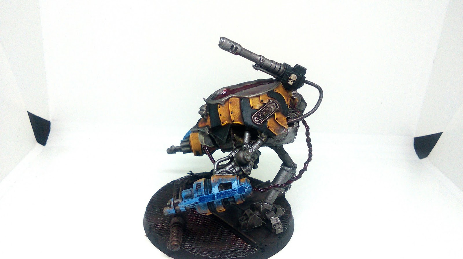 30Kplus40K: Converted Vorax Battle Automata - Painted