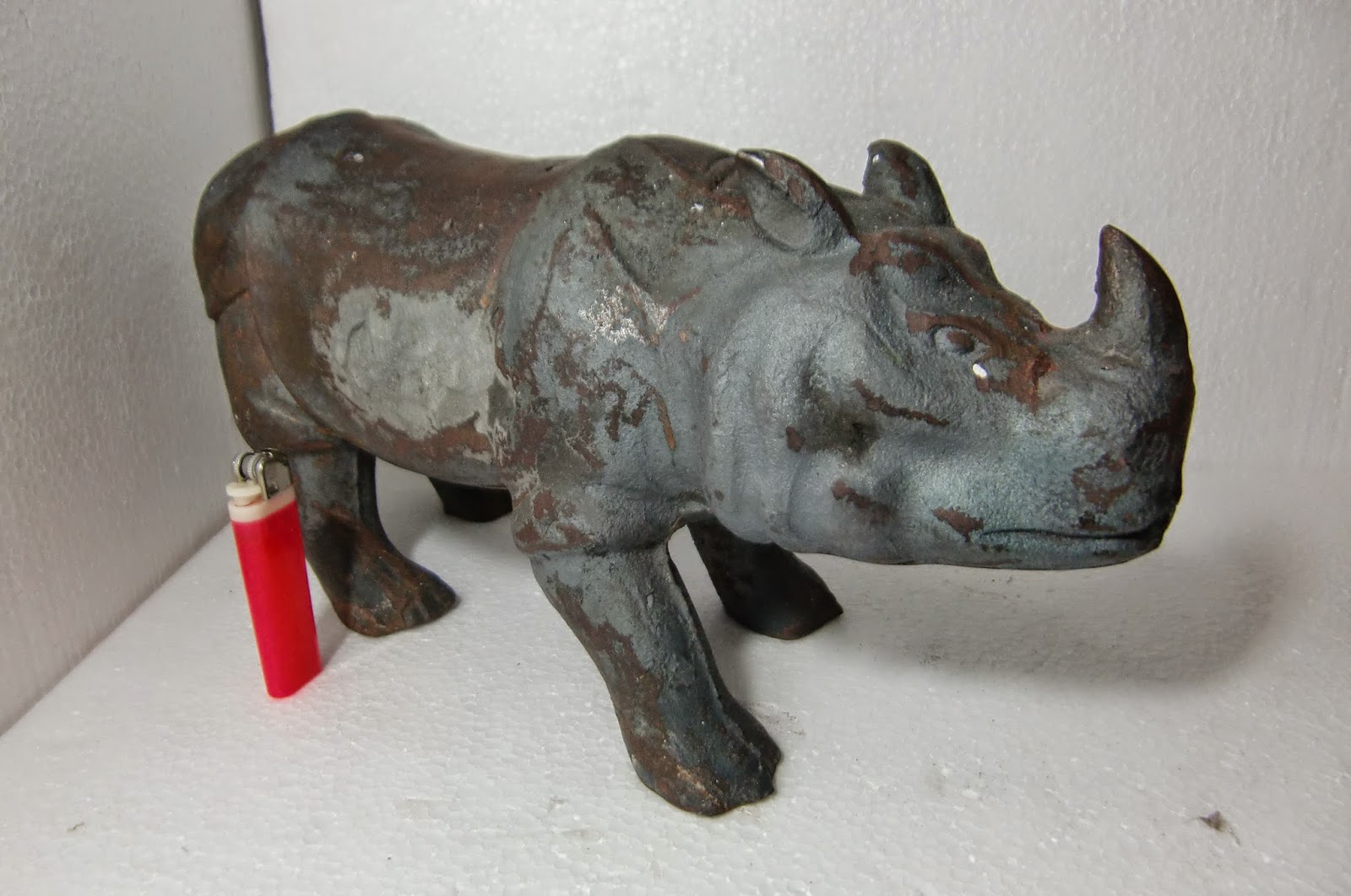 CILEGON ANTIK: Badak Besi Bercula Satu (Badak Jawa)