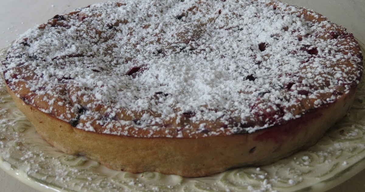 Clafoutis aux fruits rouges sans gluten ni lactose - Ma petite cuisine ...