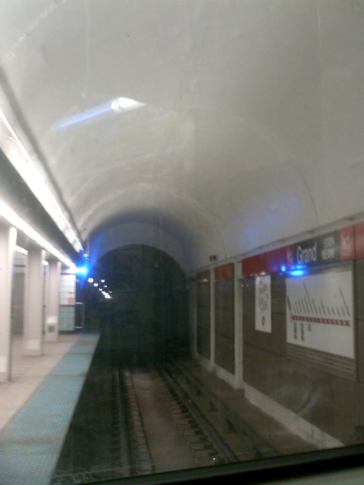 FRANKENSTEIN1959: From Armitage to Chinatown, The Red Line Underground