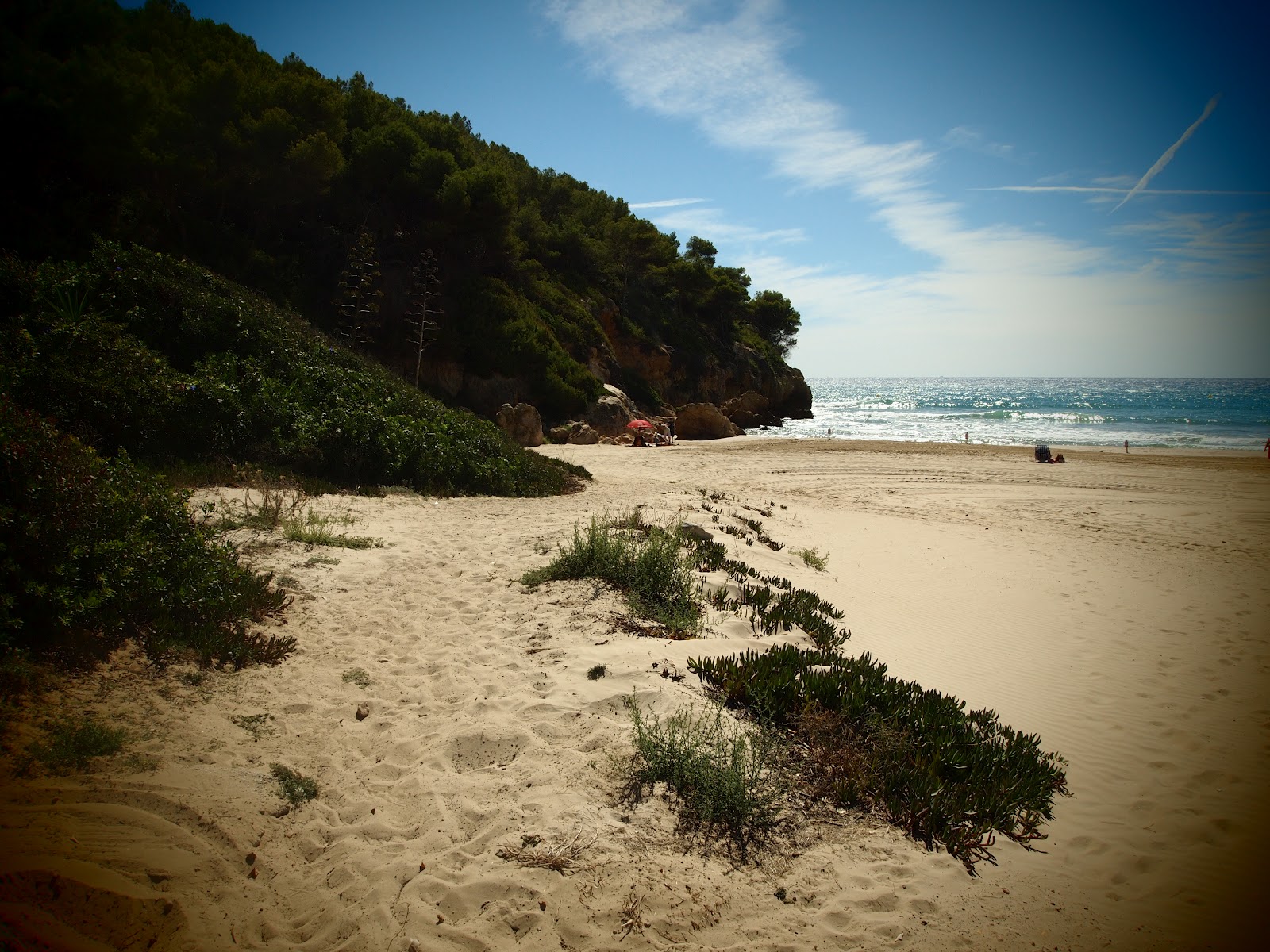 Wandering around barcelona: Camino de Ronda and the beach of Altafulla ...