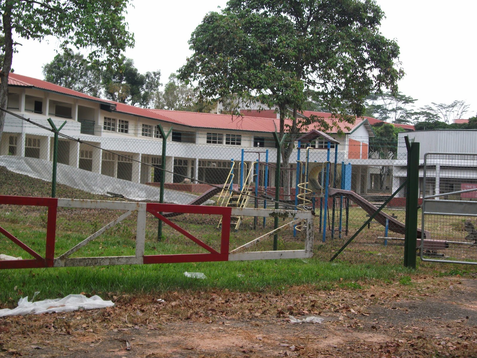 Neo Tiew - An Abandoned HDB Estate