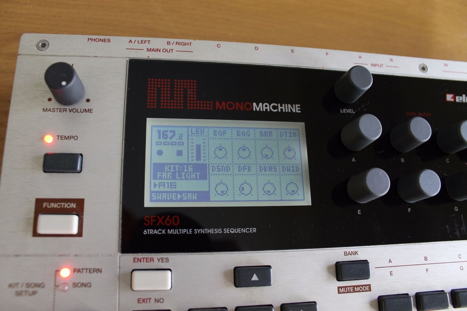 MATRIXSYNTH: Elektron Monomachine SFX-60 MK1 Synthesizer