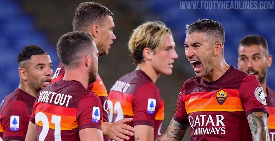 On Pitch: Stunning Nike Roma 20-21 Home Kit - Footy Headlines