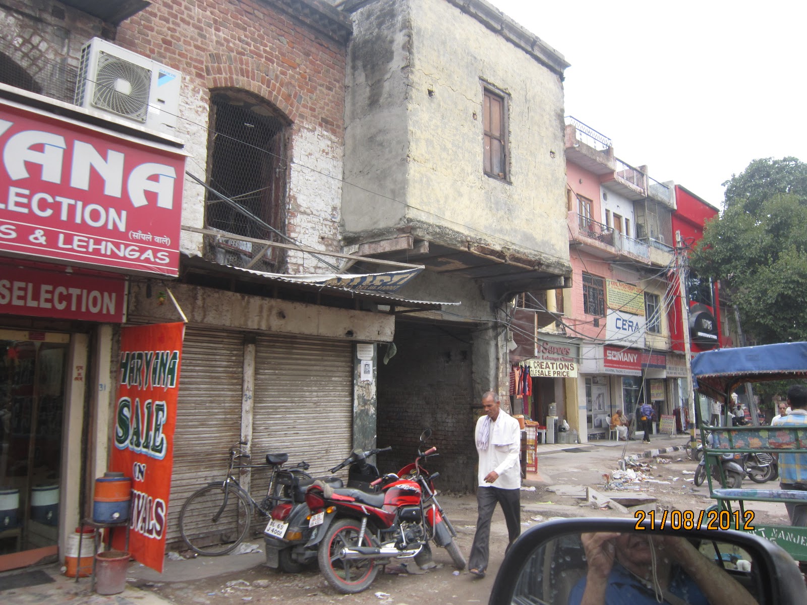Kamla Nagar : Old Subji Mandi: Delhi: azad market to kamla nagar