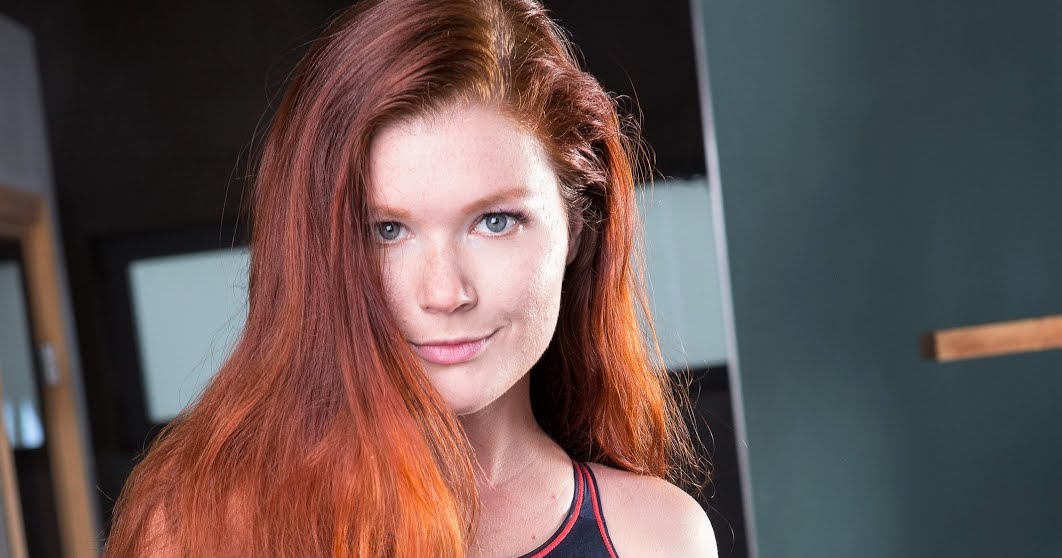 Mia Sollis @ Swimsuit Heaven