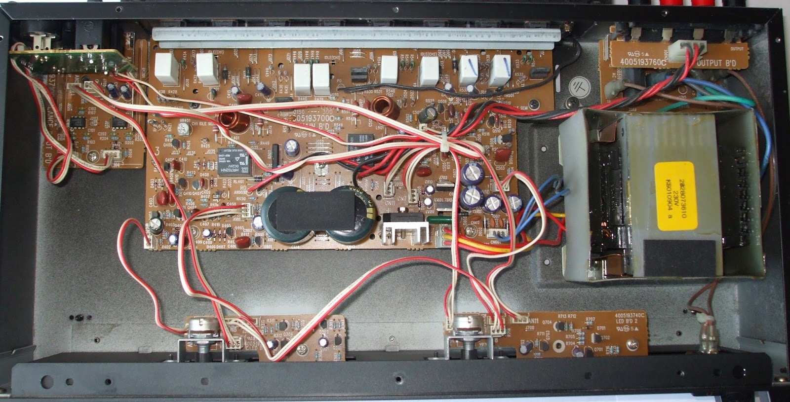 bo: Inter-M R150 Reference amplifier inside.
