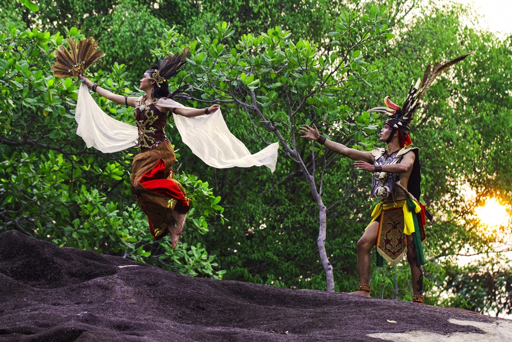 Yaya's WORLD: The Mystical of Bukit Batu