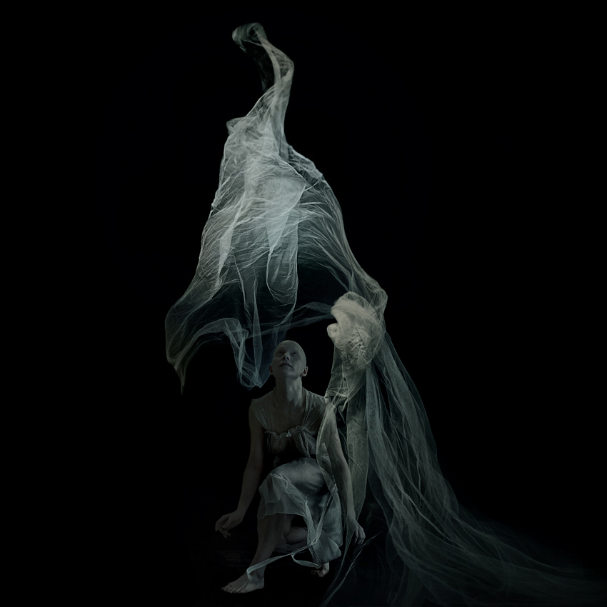 The Styrous® Viewfinder: Anna-Maria Hefele ~ Over-tone singer extraordinare