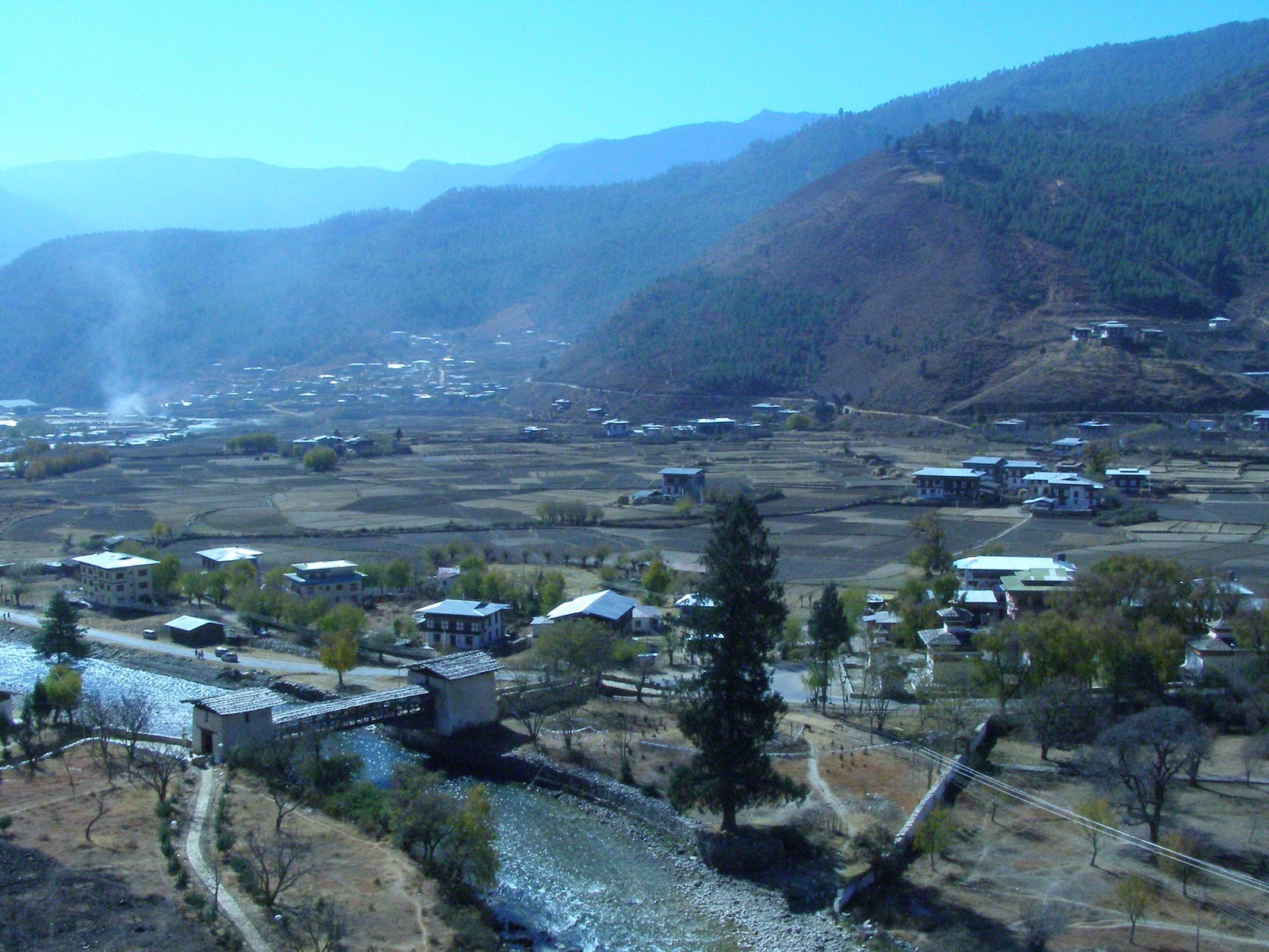 Charakho: ભોમિયા વિના ભૂટાનમાં ભમતાં - ૧