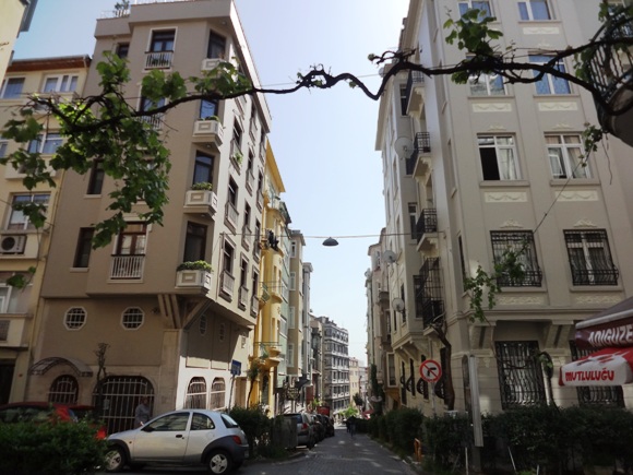 Cihangir Semti ve Okulumuz: CİHANGİR TARİHÇESİ