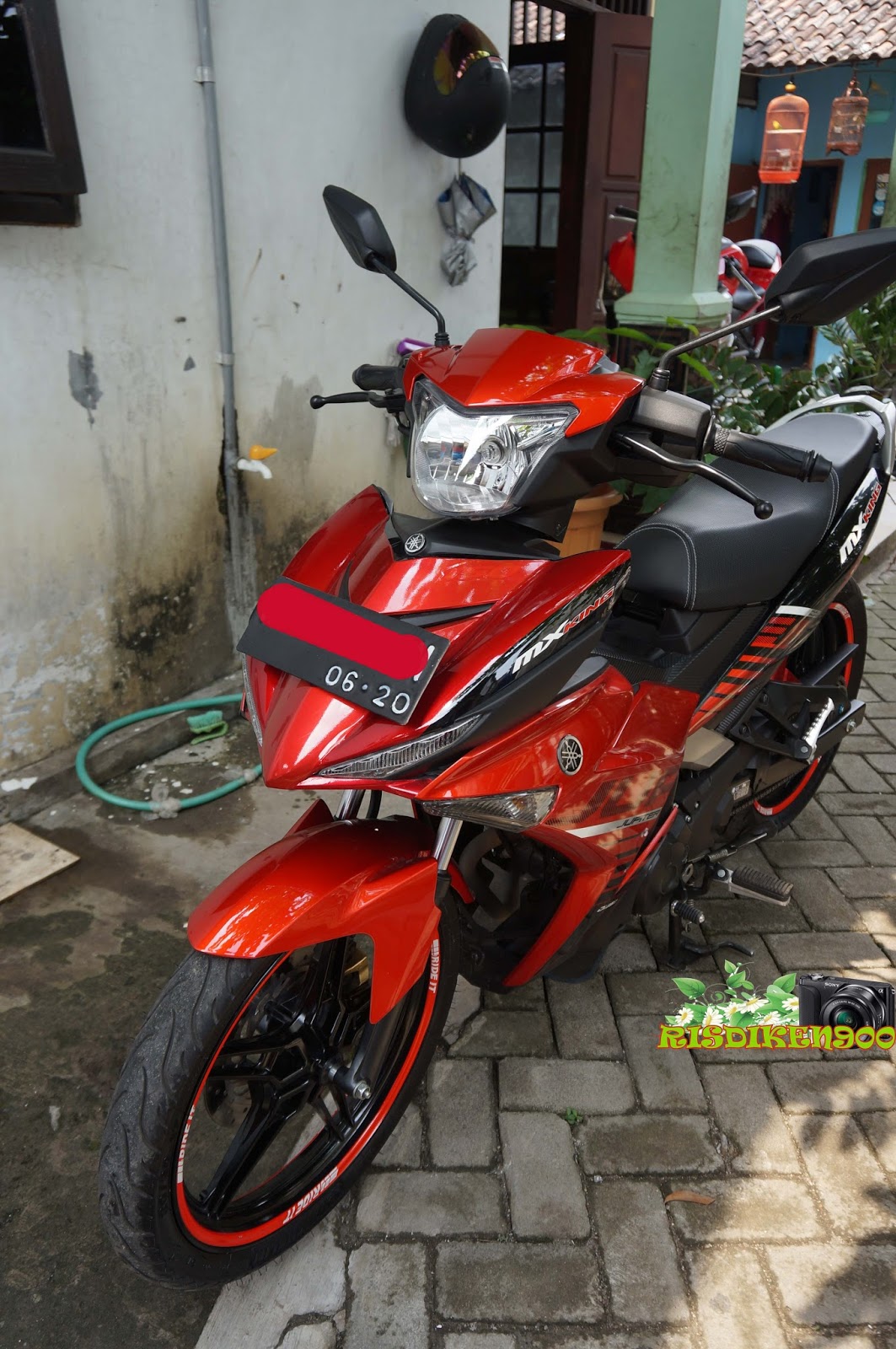 Perjalananku: Jupiter MX-King 150 bagian depan dominan warna merah ...