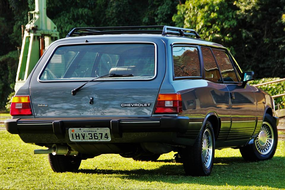 Garage 75: Caravan Diplomata '86 250A - Ex-Alegrete