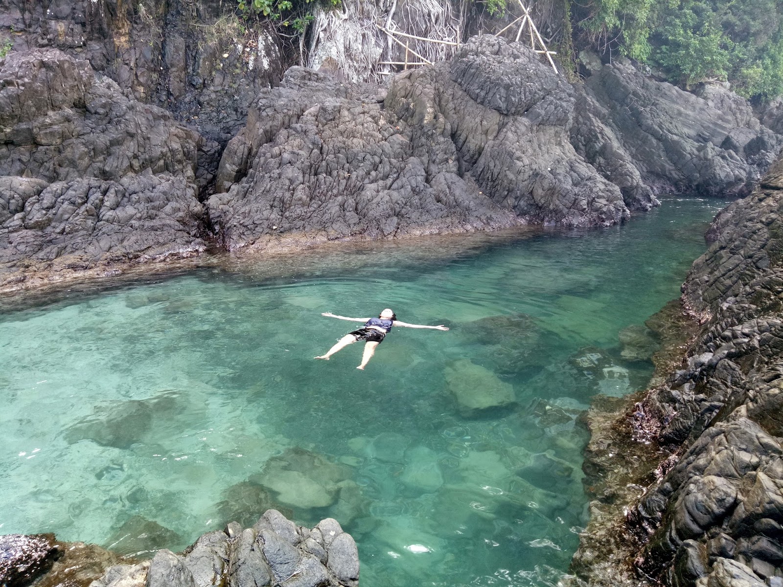 Pantai Laguna, Surga Tersembunyi di Lampung! - Eat Pray Travel