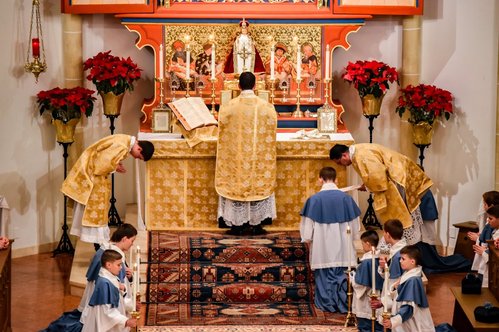 New Liturgical Movement: Why the Confiteor Before Communion Should Be ...