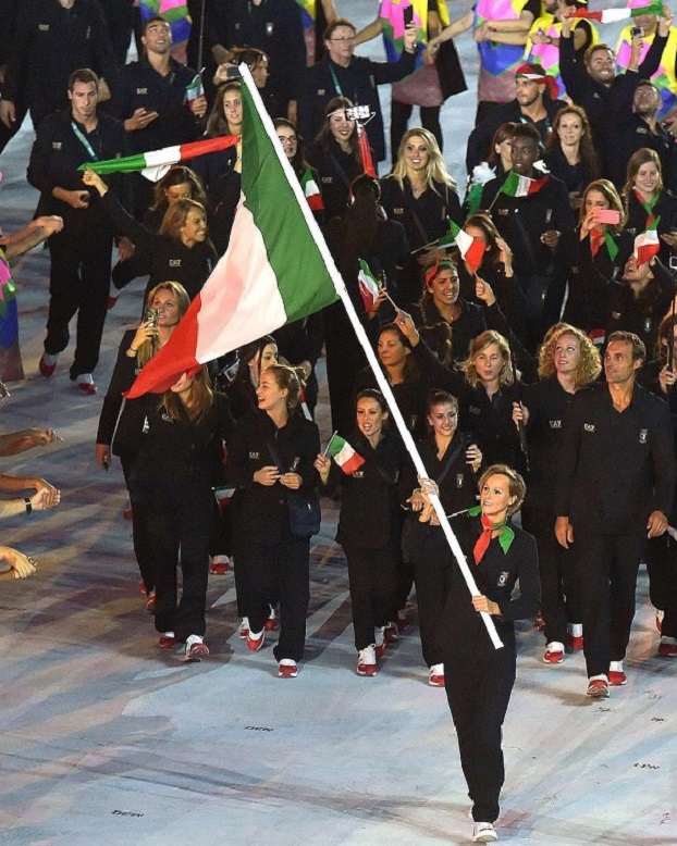 mylifestylenews: Giorgio Armani Dresses The Italian National Team ...