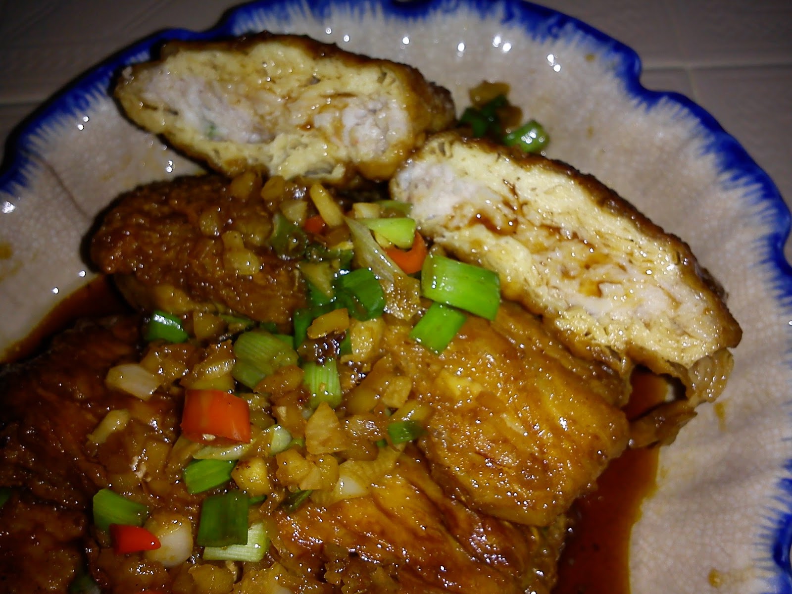 Cooking Pleasure: BRAISED TAU PAU WITH FISH PASTE