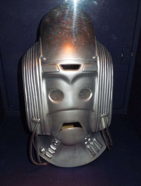 Doctor Who Cybermen upgraded across the ages... - domesticjenni