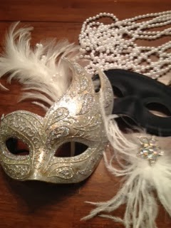 The Fine Living Muse : Hollywood Glam Masquerade Ball, 2013