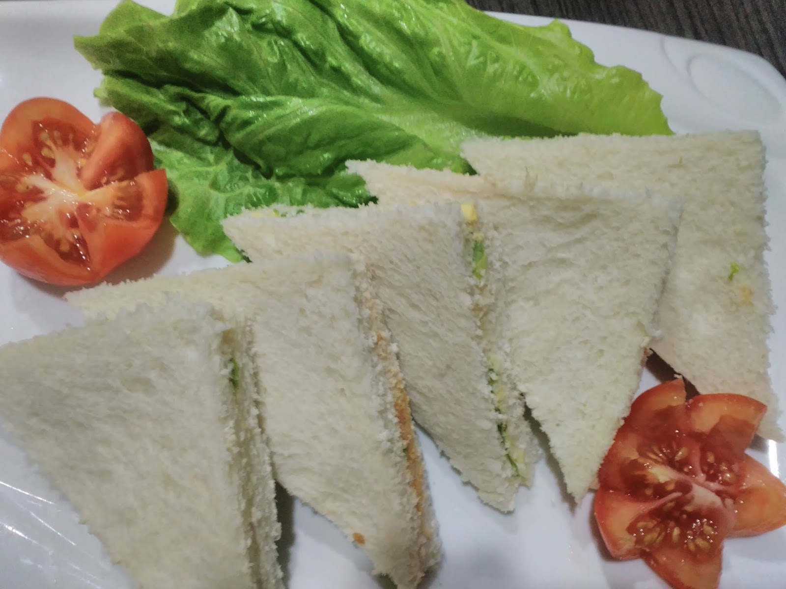 Dapur Cempakasari: Roti Sandwich Telur Paling Mudah