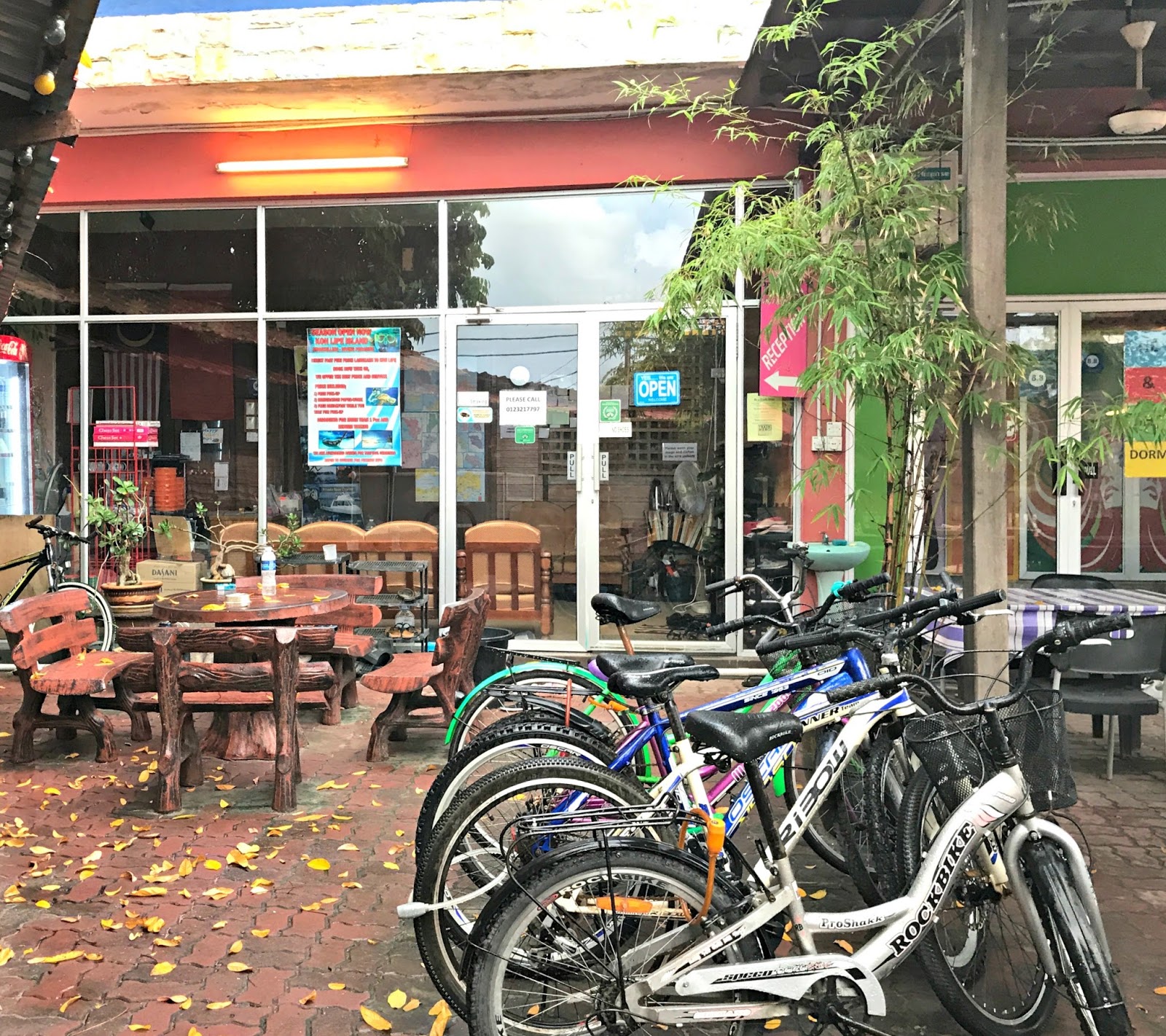 Hostel Review : Melati's VIP Female Dorm