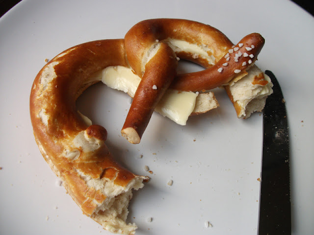 Germany's best BREZEL. | Lilies Diary | Der alltägliche Wahnsinn