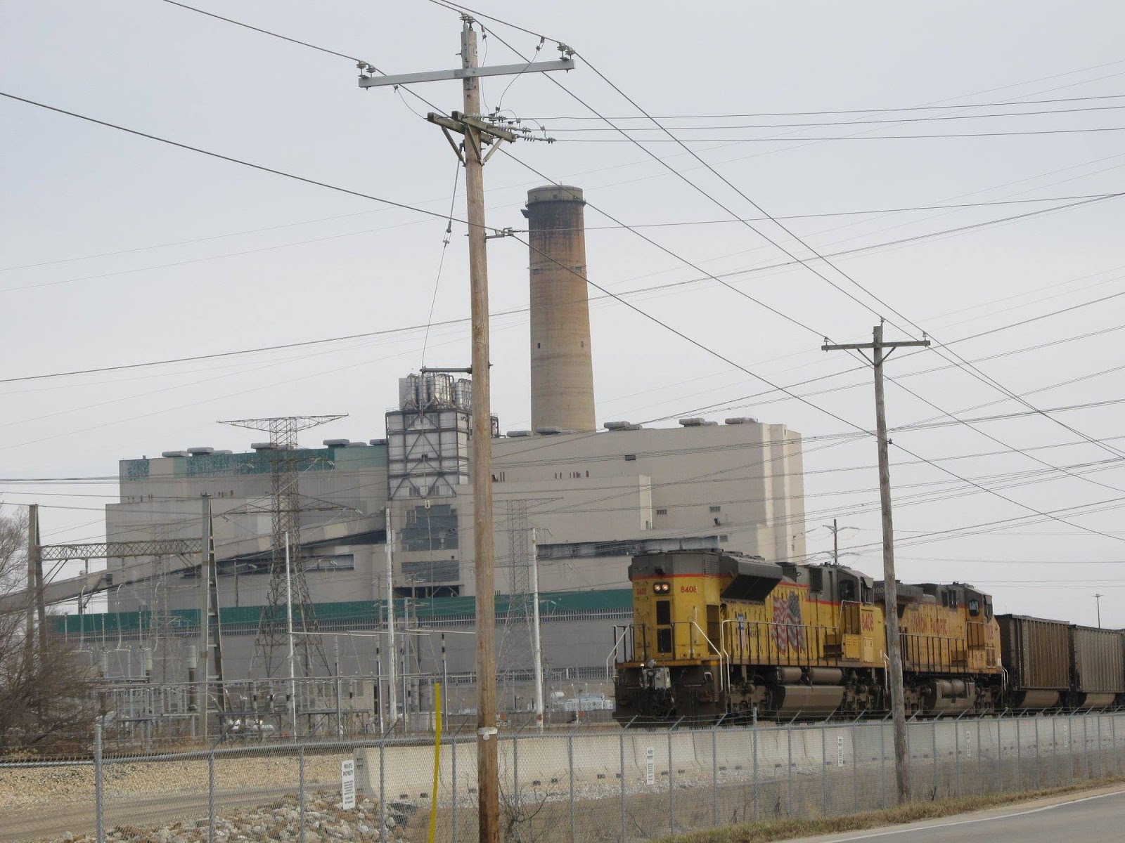 Towns and Nature: Pekin, IL: NRG Powerton Power Plant