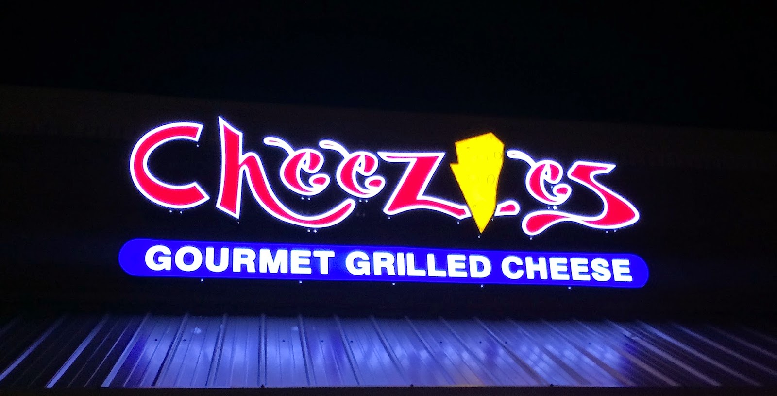 Livin The Good Life: Cheezies Gourmet Grilled Cheese