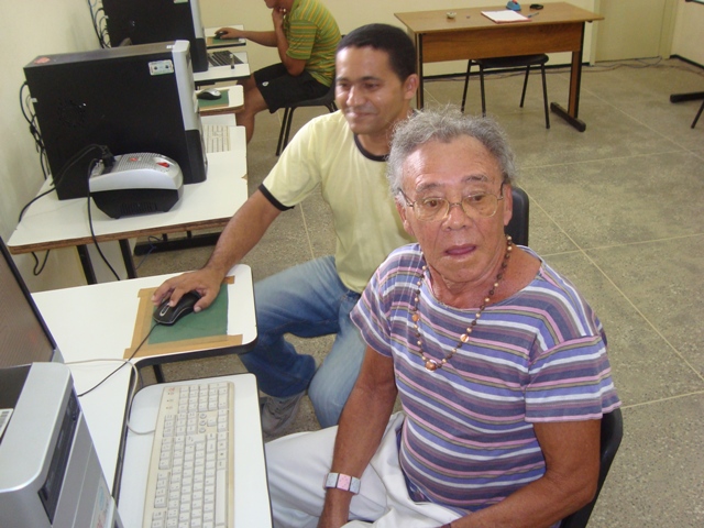 CRAS SERTÃO: IDOSOS - FAZENDO INFORMATICA
