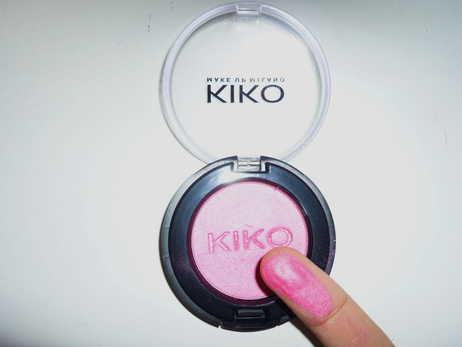 piccolabambolamakeup: resenha sombras kiko rosa e lilás