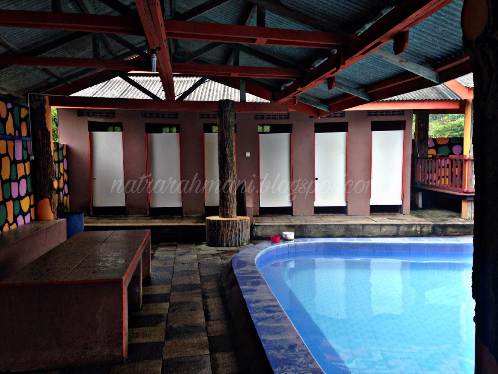 Wisata Pemandian Air Panas Debuk Debuk Berastagi / Natrarahmani