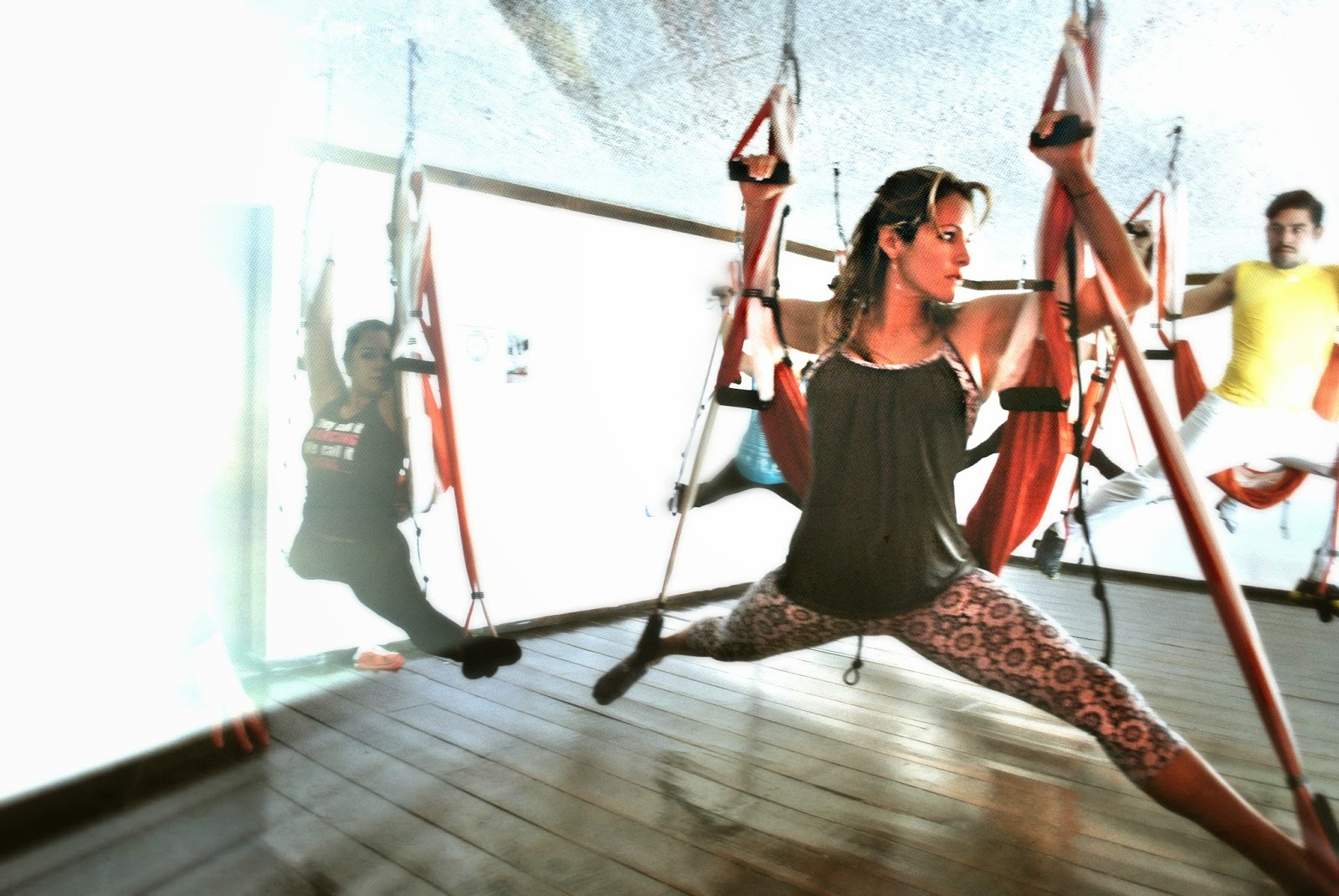 yogacreativo.com: Aerial Pilates: Video Acrobatic Pose with Rafael ...