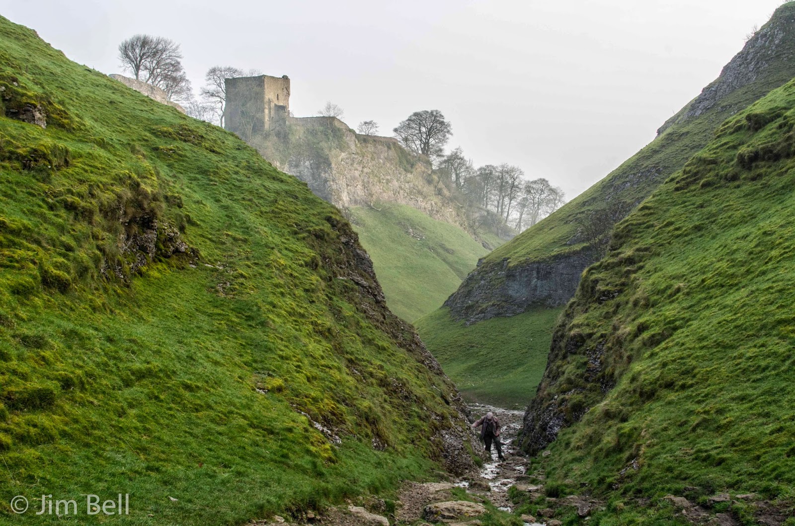 Out & About: Peveril Castle, Cave Dale & Old Man of the Mountains.