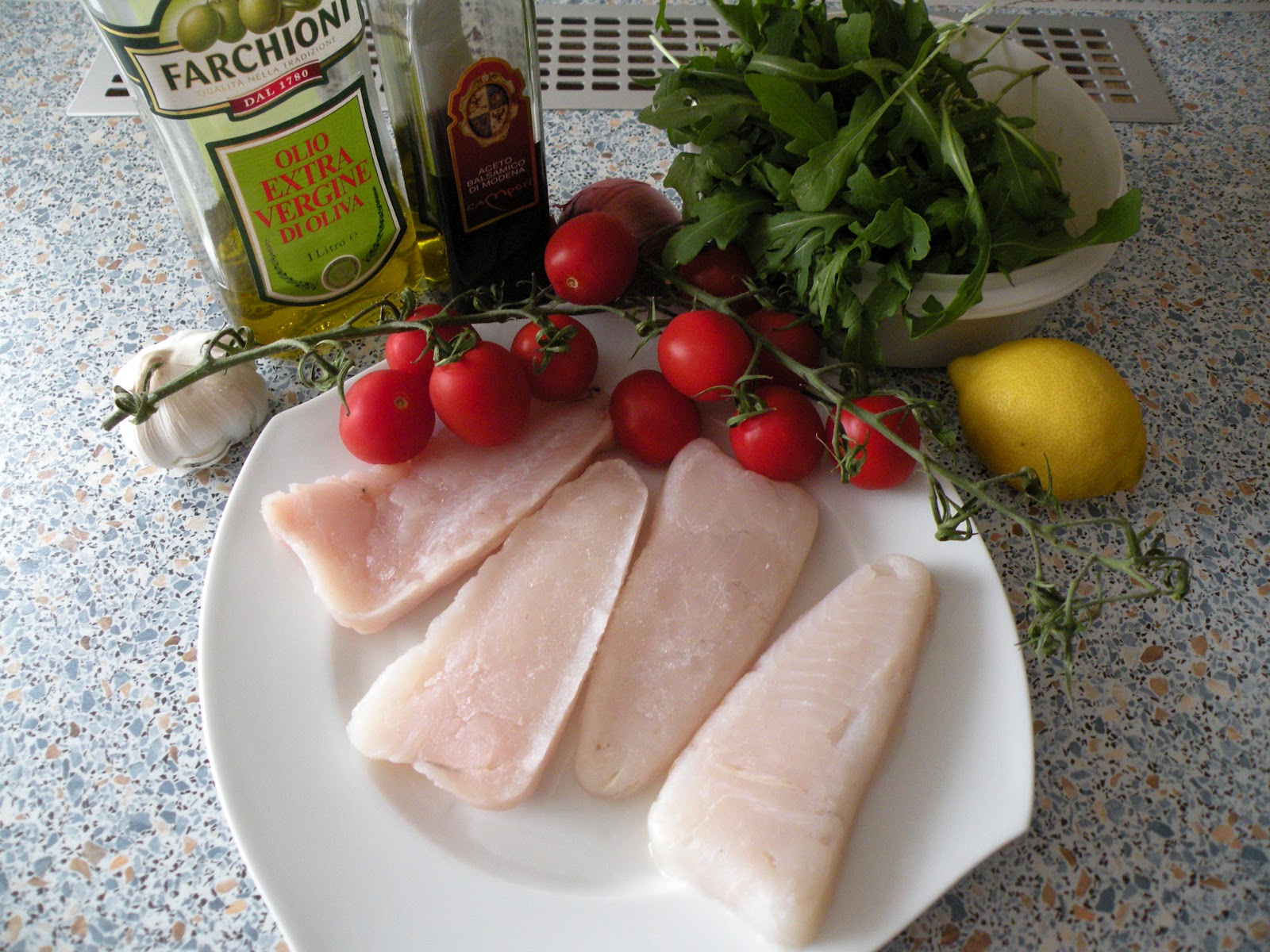 Kochen mit Herz: Seehechtfilet mit Tomaten&Rucola