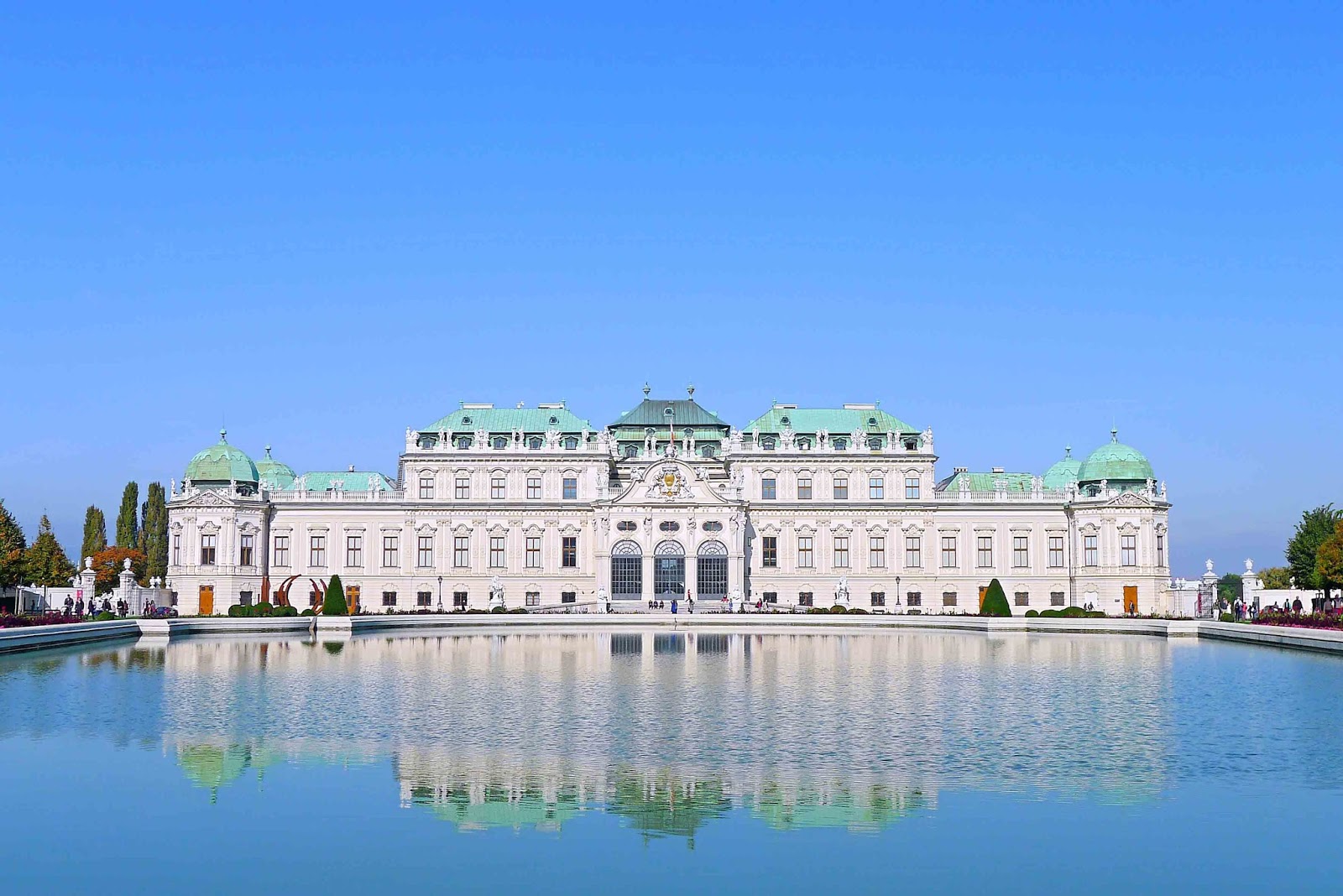 The Palaces of Vienna - Belvedere and Schonbrunn
