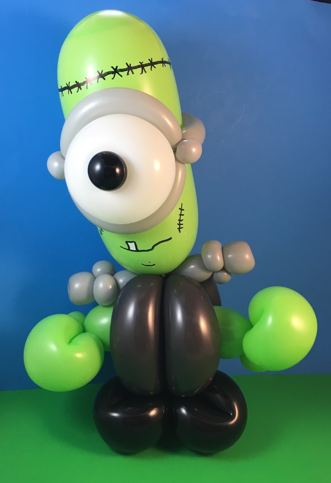 Daily Purple Pig: October 14 - Minion Frank