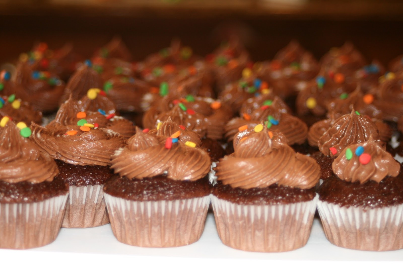 everything to entertain: Filled Cupcakes