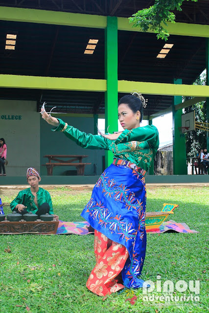 THINGS TO DO IN JOLO, SULU: Witnessing the "Pangalay", a Traditional ...