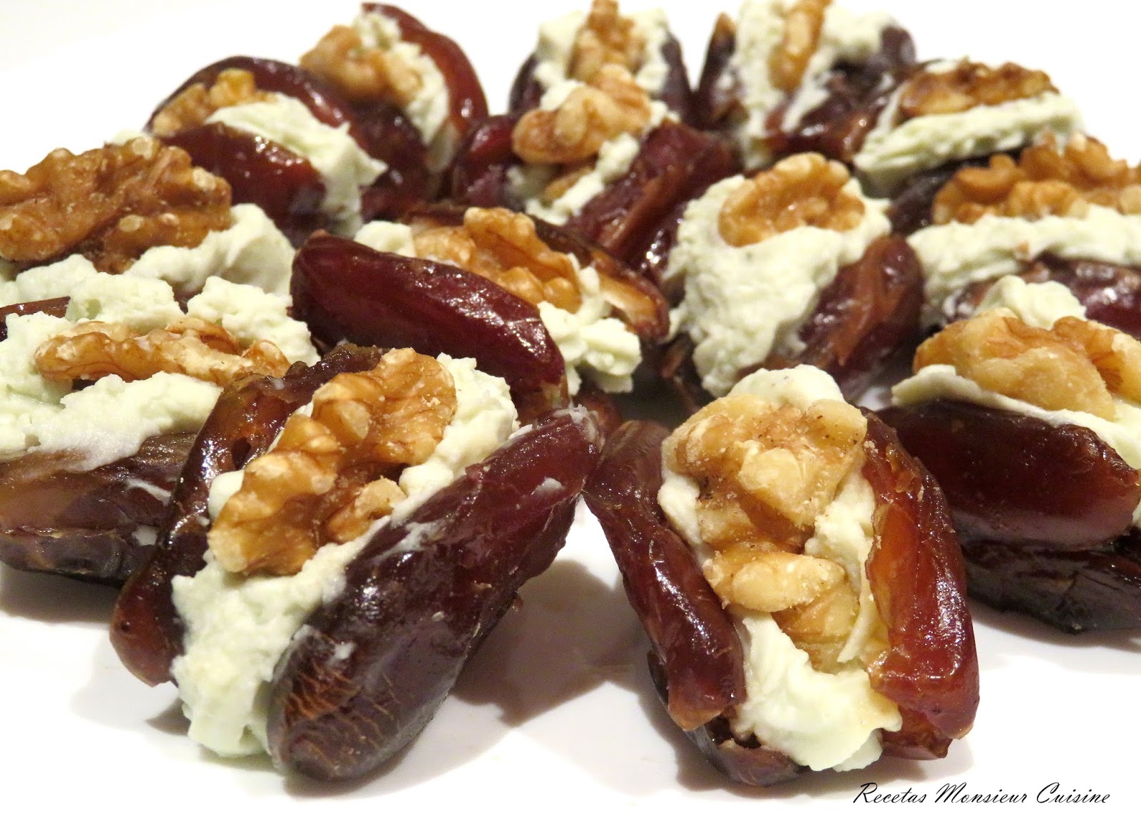 Recetas Monsieur Cuisine: Bocados de Dátil con Roquefort