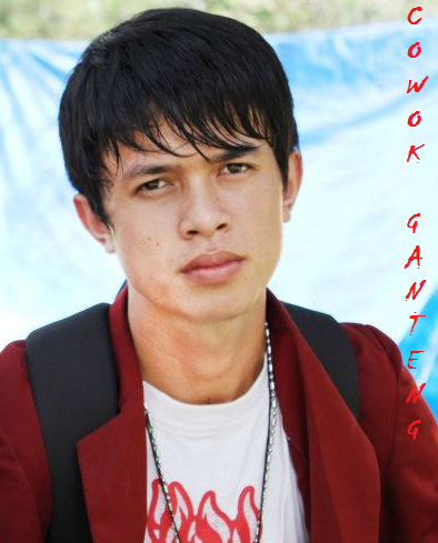 KOLEKSI FOTO COWOK DAN ARTIS CAKEP GANTENG TAMPAN | Foto Artis Terbaru 2019