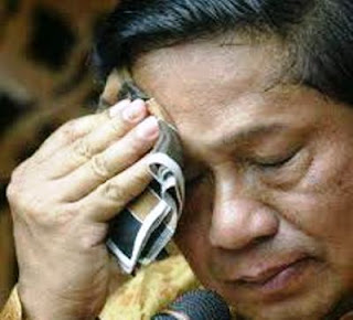 Obrolan Angkring: Ilmu Ekonomi, Sains atau Sosial?