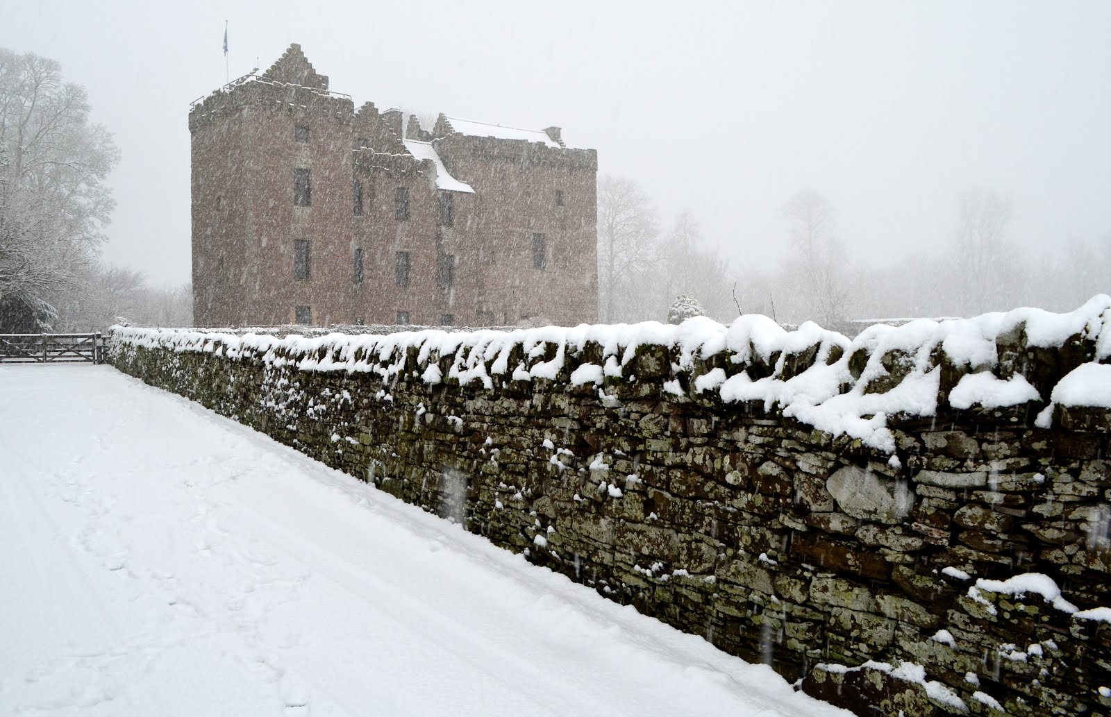 Tour Scotland: Tour Scotland Winter Photographs Huntingtower Castle ...