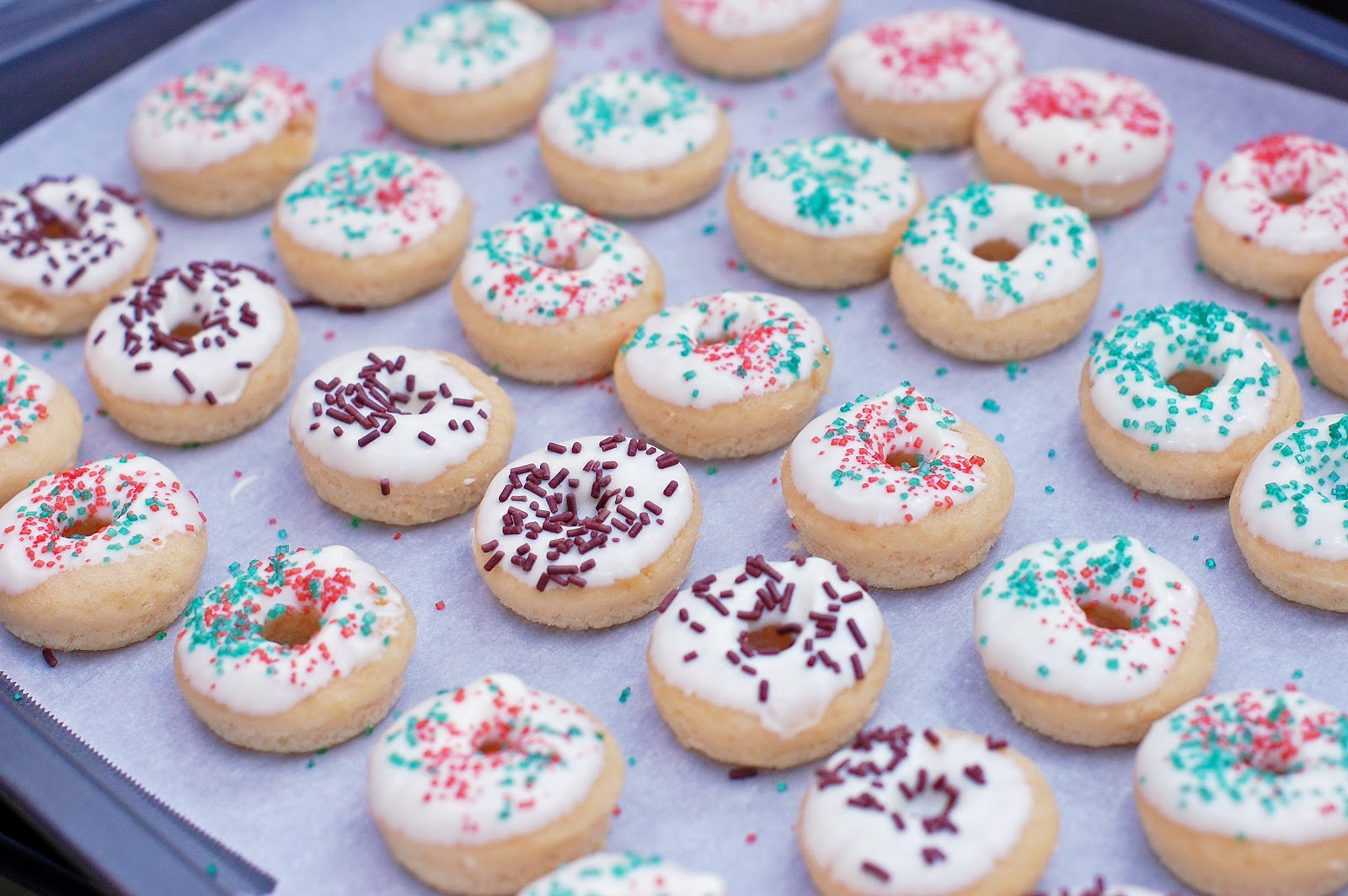 In Michelle's Kitchen: Vanilla Christmas Mini Donuts
