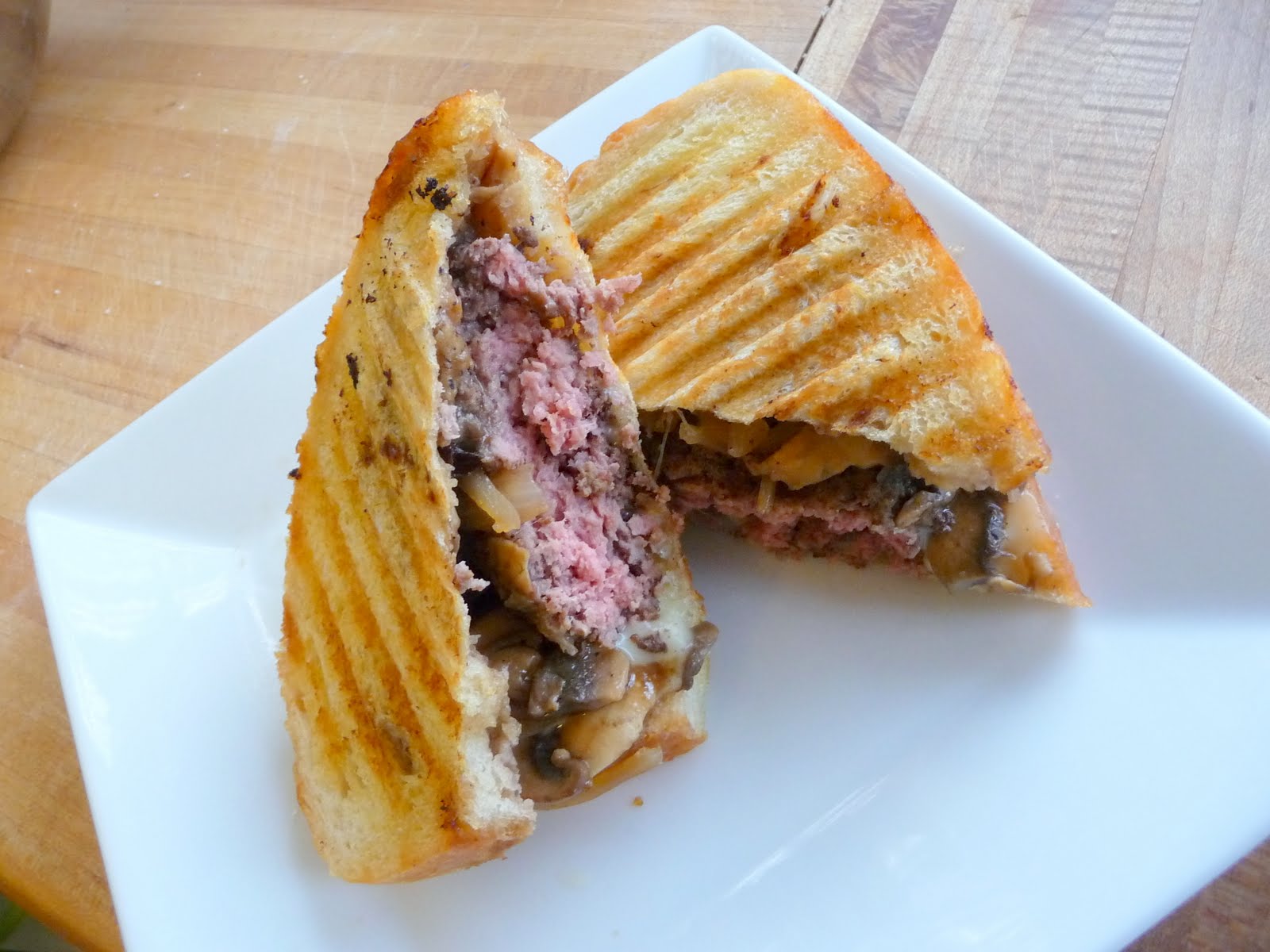 What's Brewing in the Kitchen: Mushroom Provolone Patty Melt